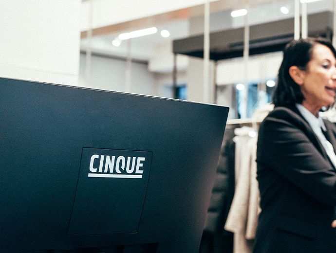 Entdecke die CINQUE Mode Kollektion - stilvolle, moderne und festliche ...